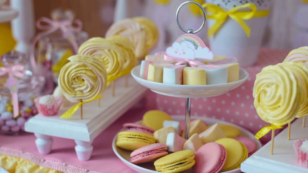 What Snacks to Serve at a Party if Your Child Has T1D?